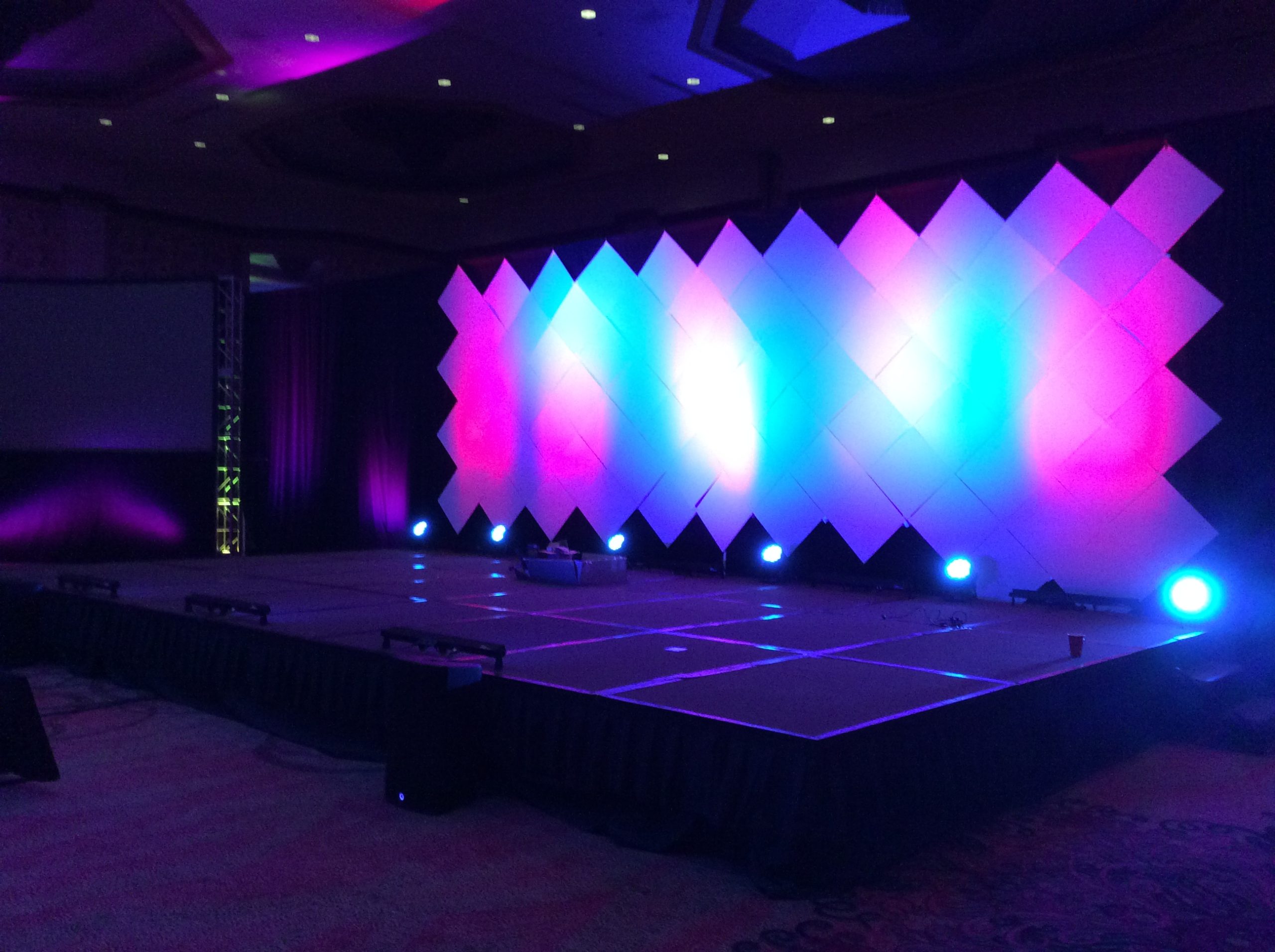 ISC 2017 Stage Set-Up Continues - Shelby Systems