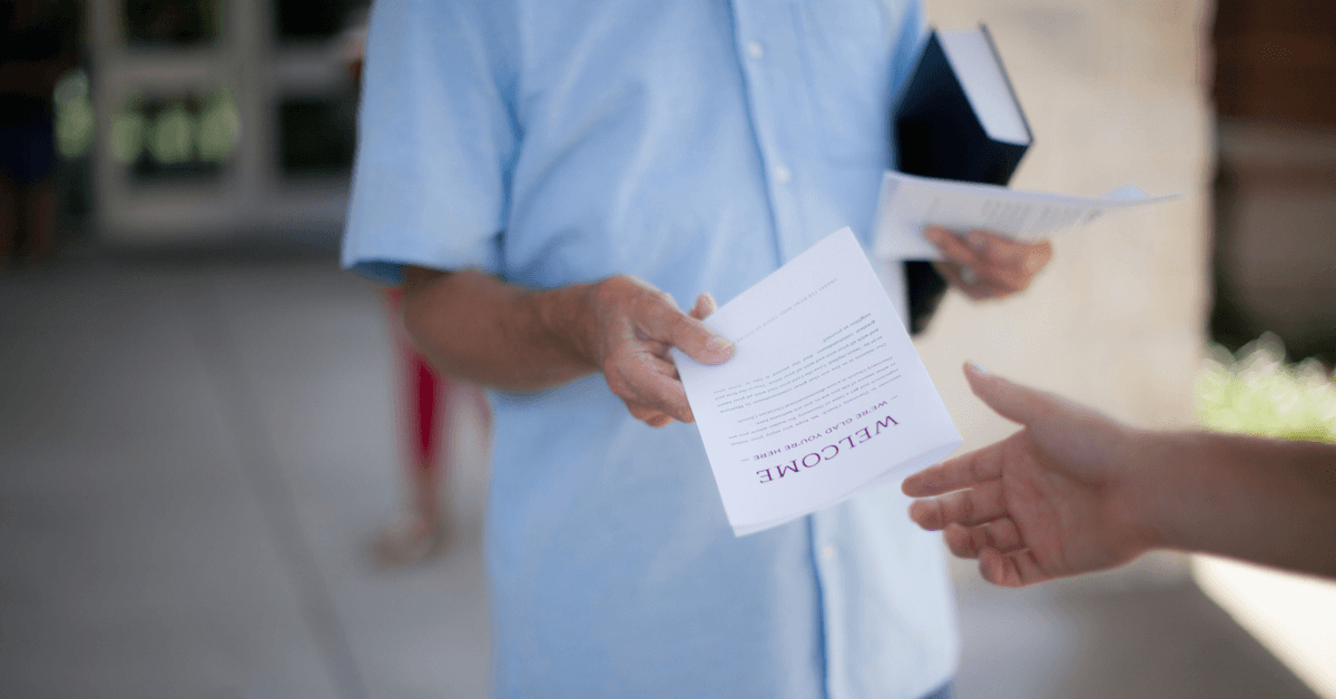 SHOULD YOUR CHURCH PRINT WEEKLY BULLETINS? - Shelby Systems